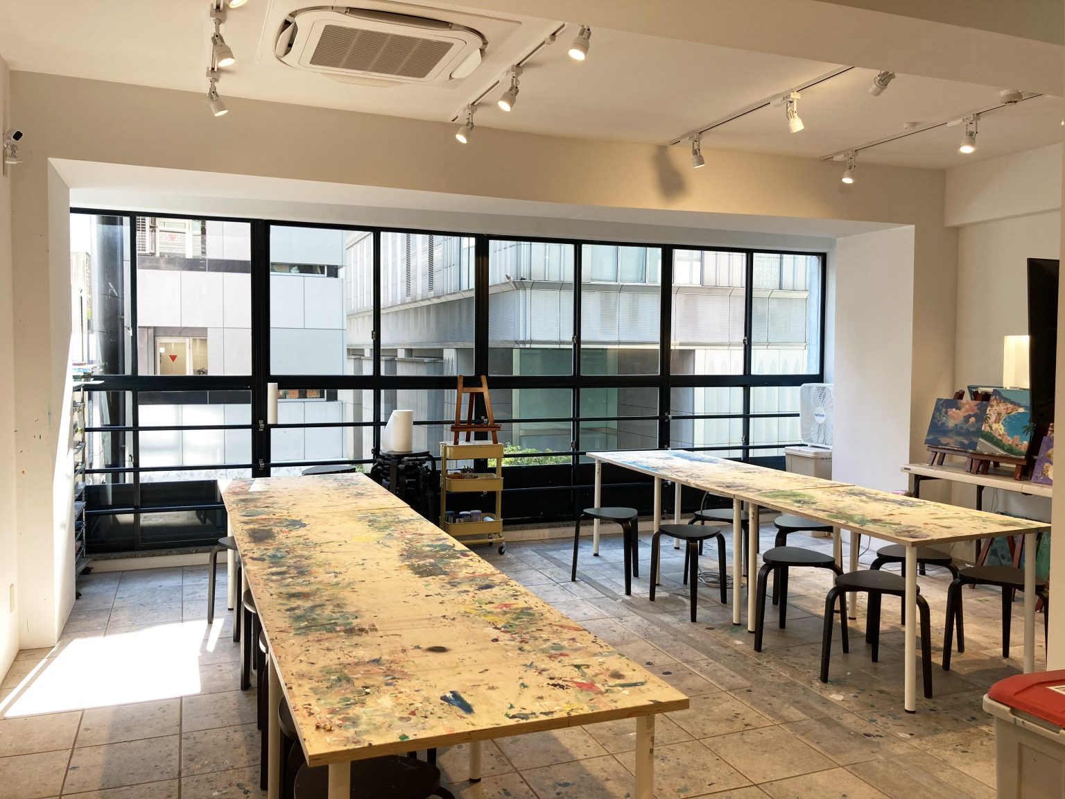 Harper’s BAZAAR artとのコラボレーションイベントを開催！ – Artbar Tokyo – Paint and Wine Art Studio: Let Your ...